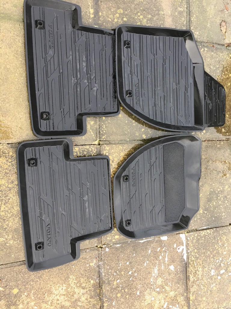 GENUINE V40 Rubber Mats Volvo V40 Forums