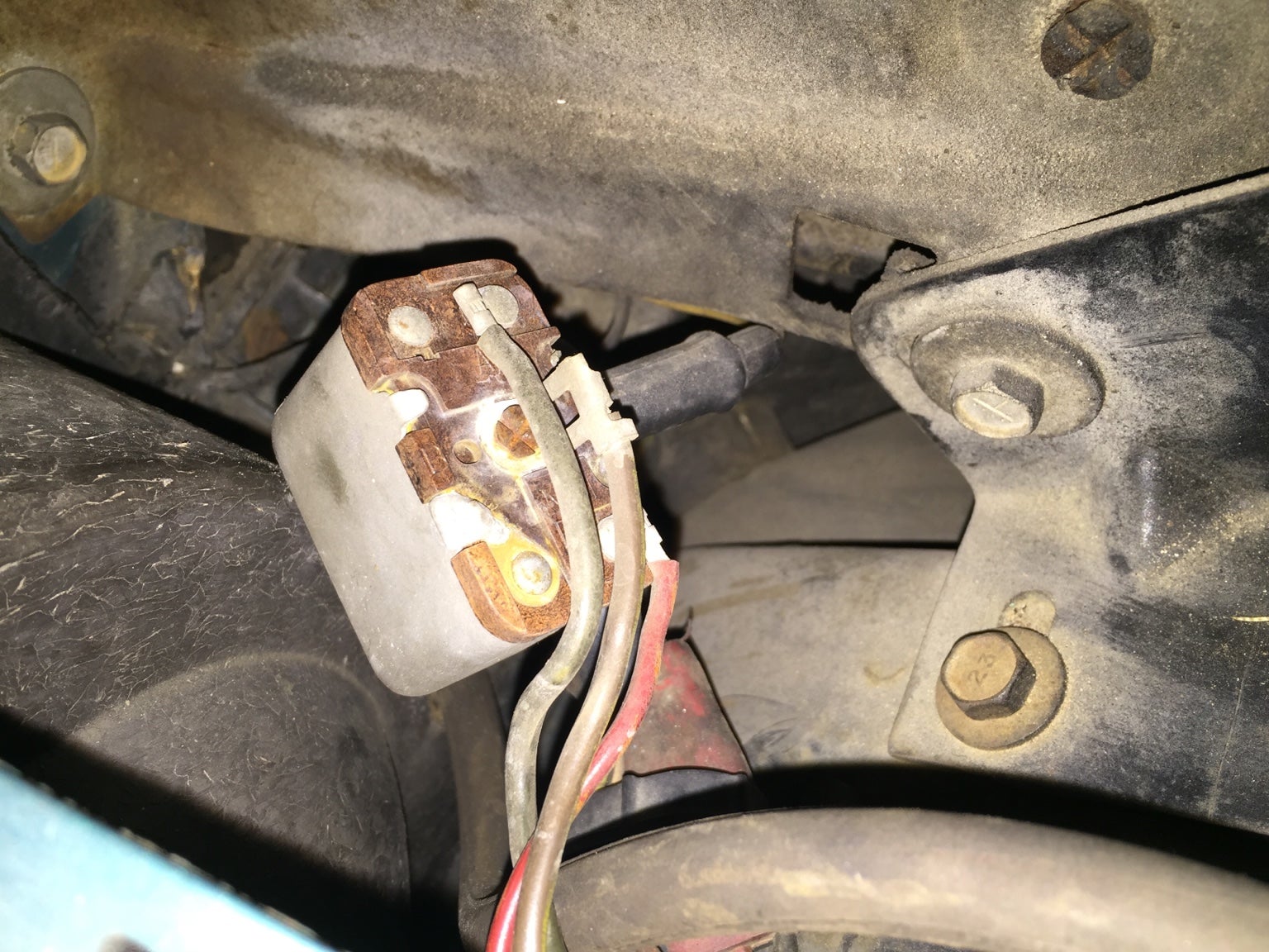 Location of Radio Noise Condenser in 69 Tbird | Ford Forums