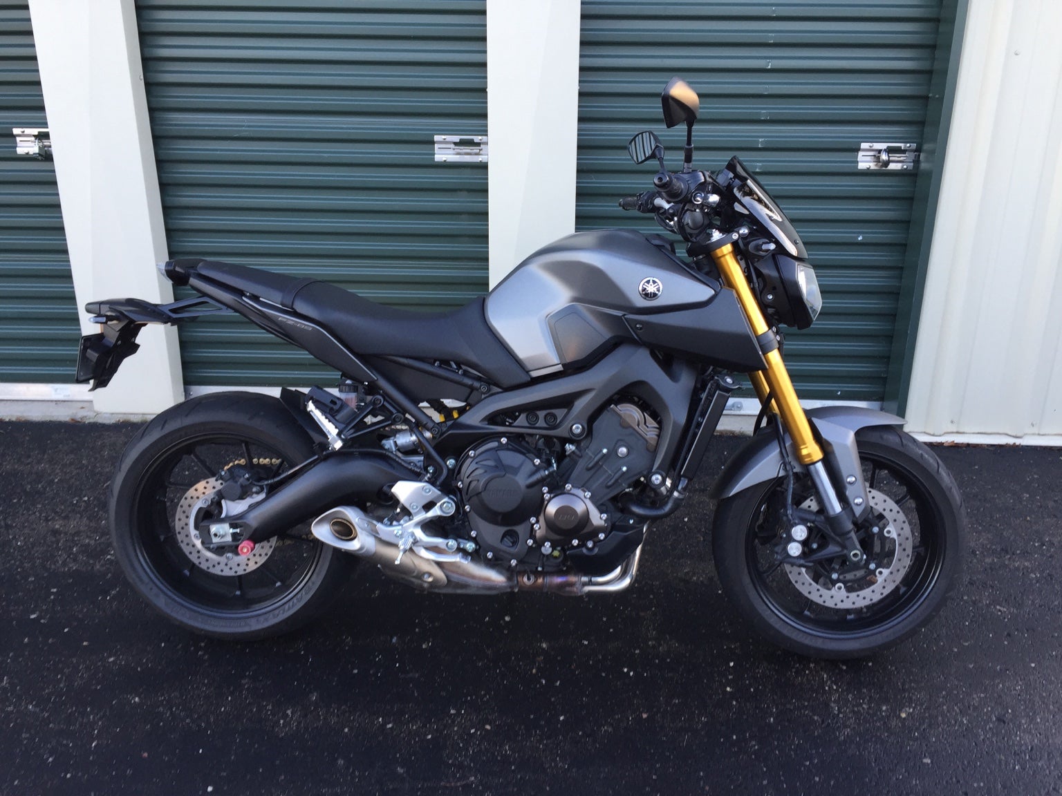 Anyone put on any saddlebags? | Page 4 | Yamaha FZ-09 Forum