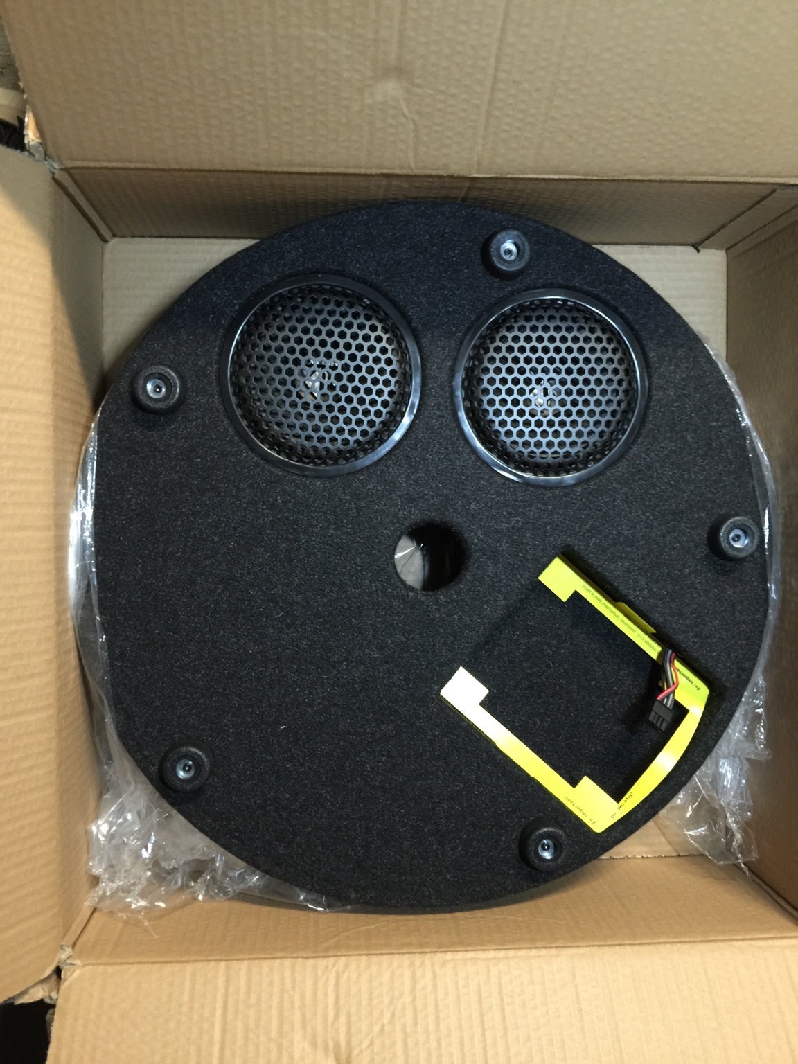 Helix Subwoofer and Golf R | VW Vortex - Volkswagen Forum