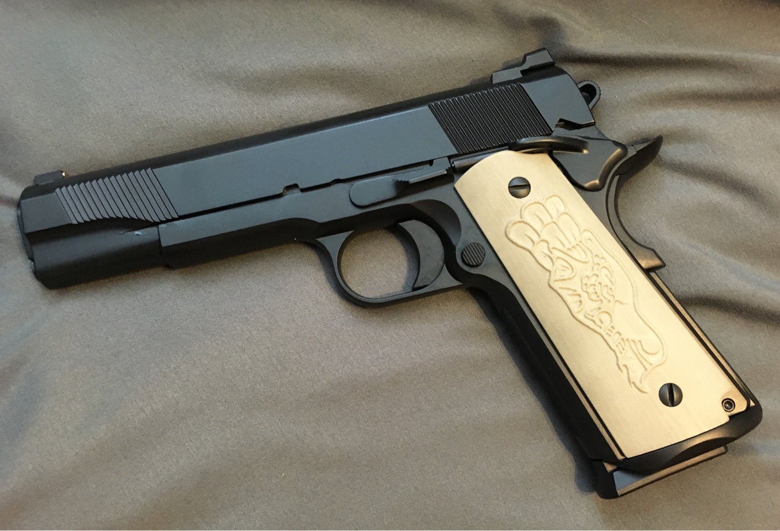 Anyone Have the Wilson Concealment Beavertail On Their 1911? | 1911Forum