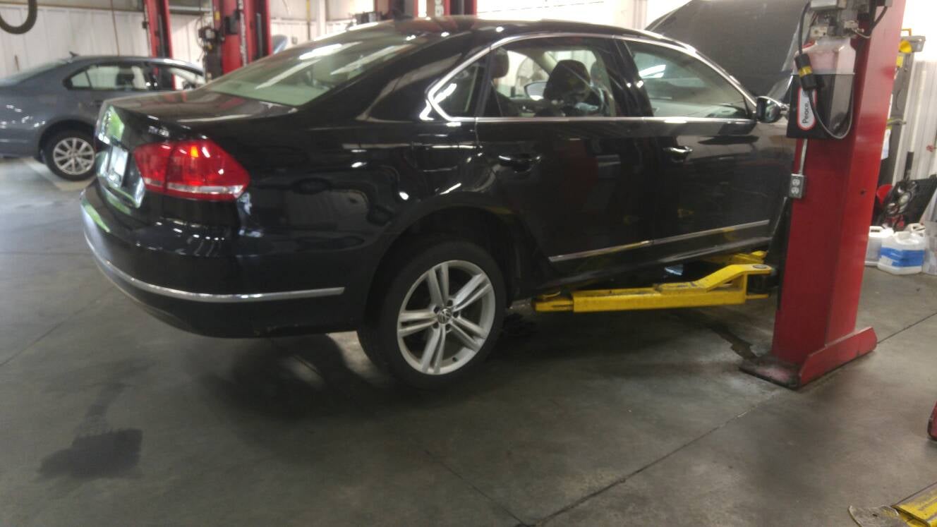 Why do some TDI SE models have chrome body trim? | VW Vortex ...