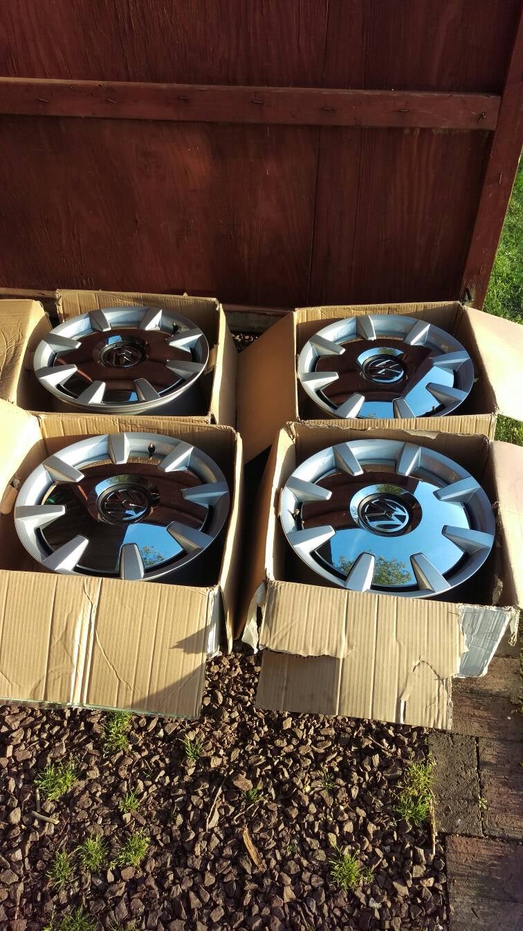 FS: Volkswagen beetle disk wheels | VW Vortex - Volkswagen Forum