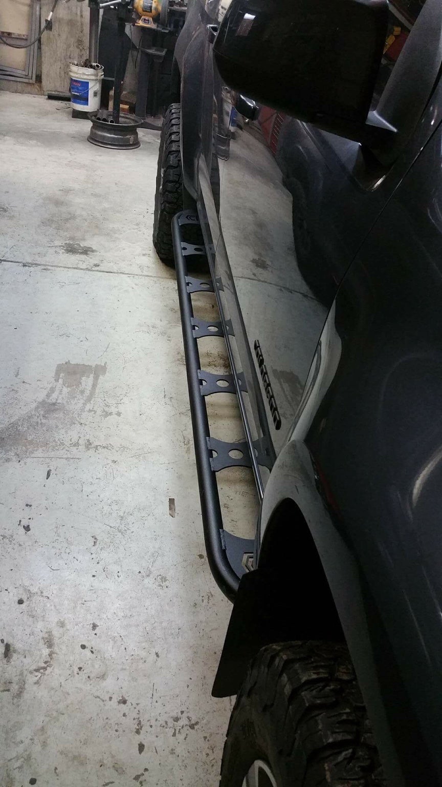 Chassis Unlimited Universal Rock Sliders Installed | Chevy Colorado ...