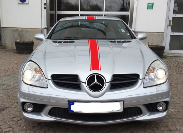 Black star grille emblem | Mercedes SLK World