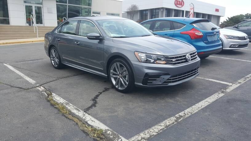 2016 Passat R-Line Owners, need advice pls ! | VW Vortex - Volkswagen Forum