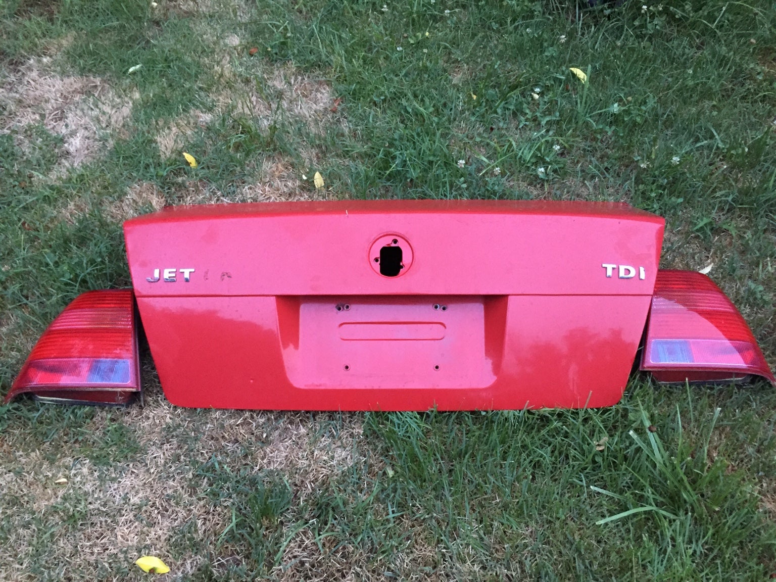 F/S Jetta Trunk lid and Tail lights mk4 TDI | VW Vortex - Volkswagen Forum