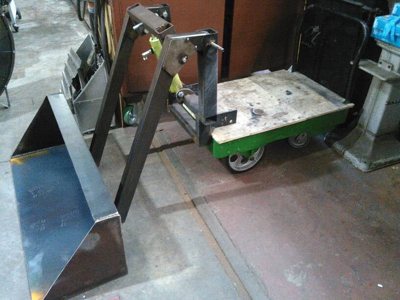 Homemade Tractor Scoop / Loader | My Tractor Forum