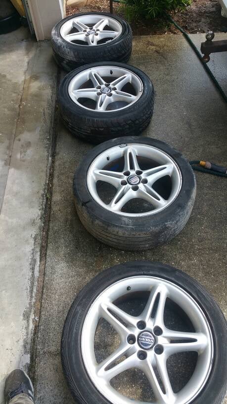 17 inch canisto wheels (4) and 850 rear spoiler. Plus more ...