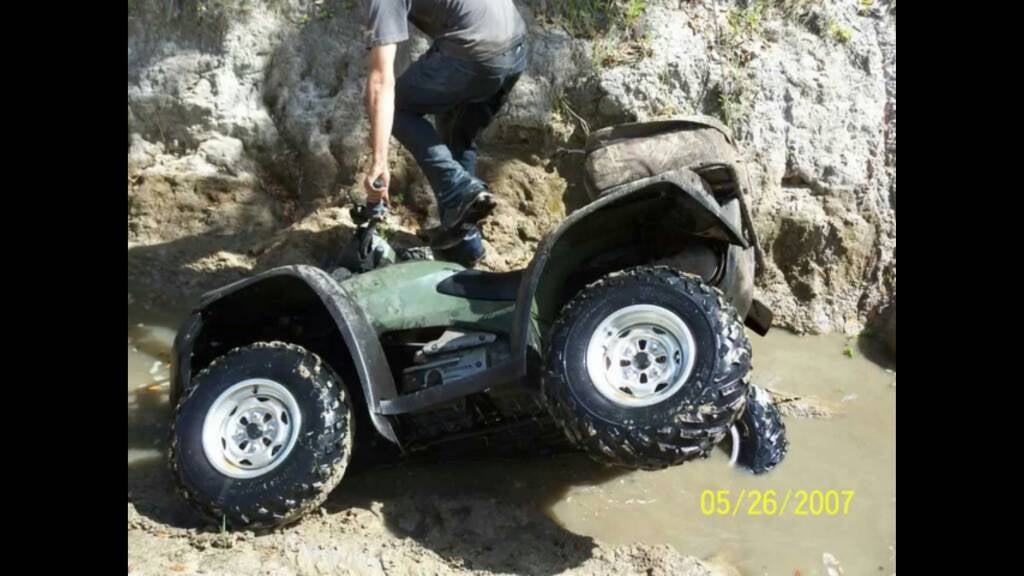 The proper way to install a cotter pin on your winch hook. | Page 2 ...