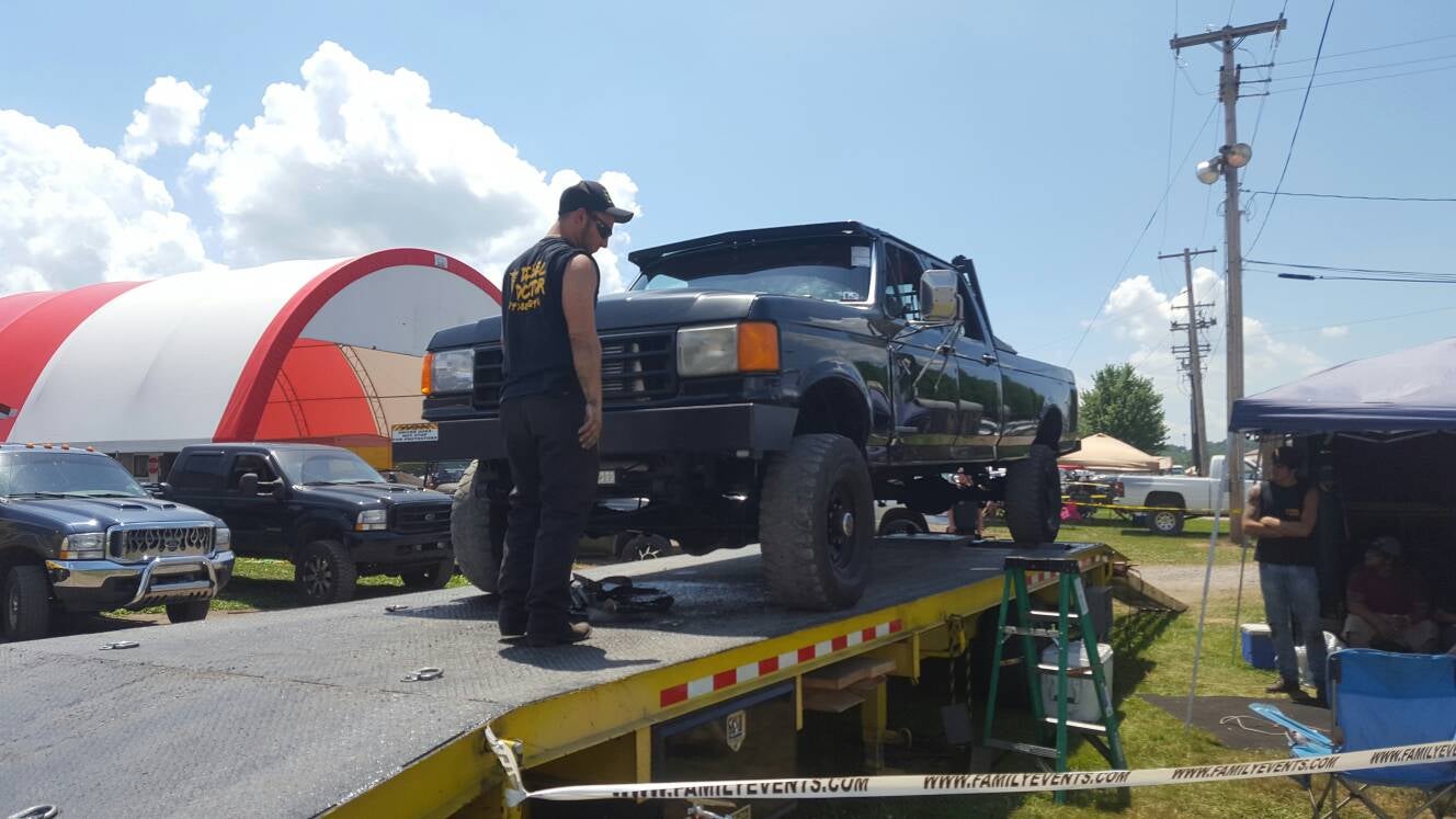 DT360 into 1991 F350 | The Diesel Garage