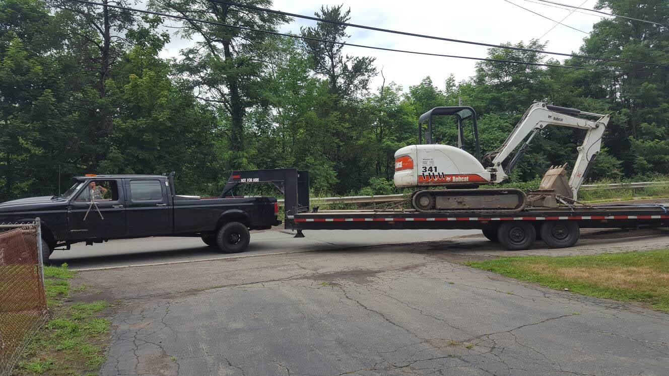 DT360 into 1991 F350 | The Diesel Garage