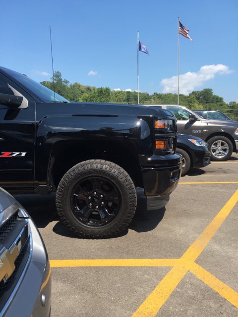 The truth about 2.5" leveling kits.. | Chevy Silverado and GMC Sierra Forum