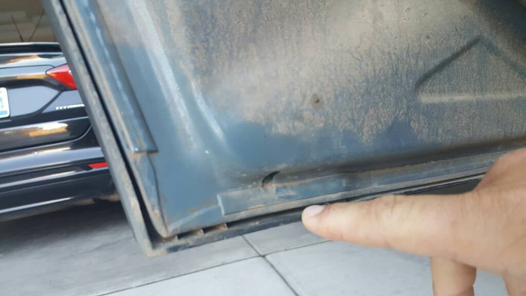 Water in driver door panel | 2014+ Jeep Cherokee Forums