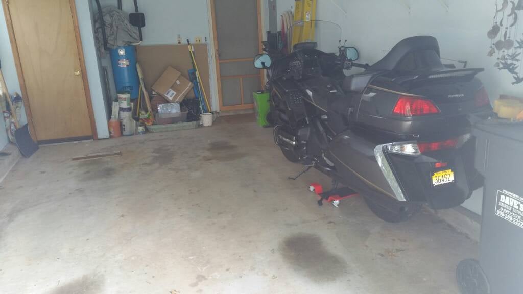 What is the best goldwing center stand dolly | Steve Saunders Goldwing ...