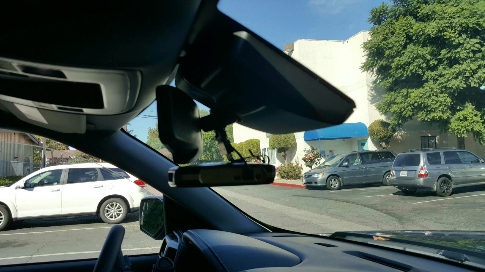 Radar Detector installed on rearview mirror | Chevy Silverado and GMC ...