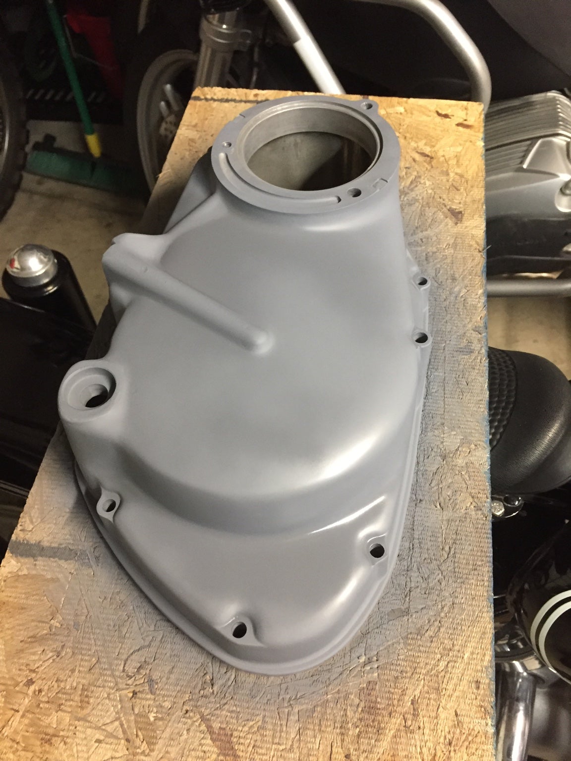 Engine side cover painting | Honda Twins