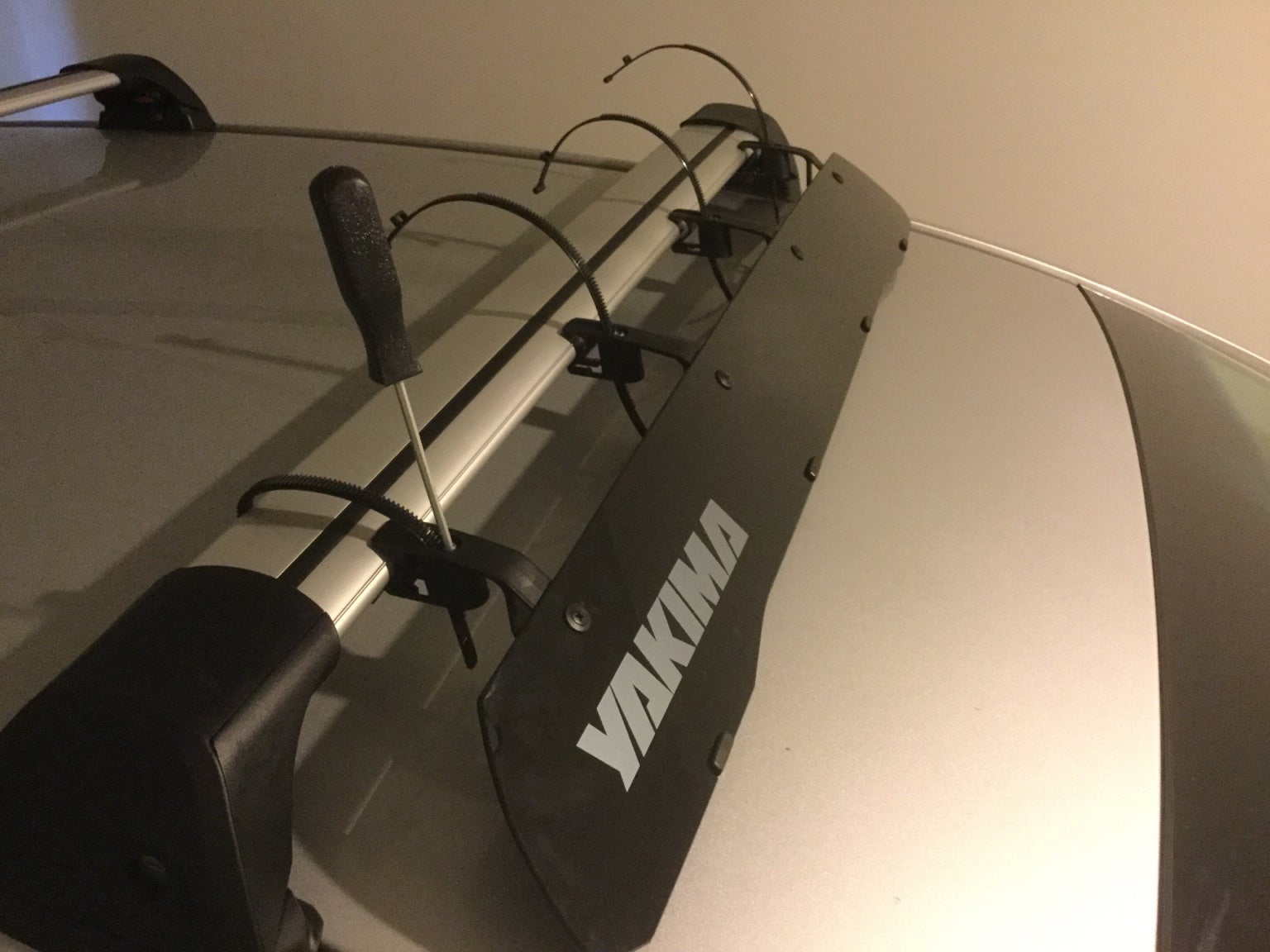 Roof Rack Fairing Installed | Hyundai Forums