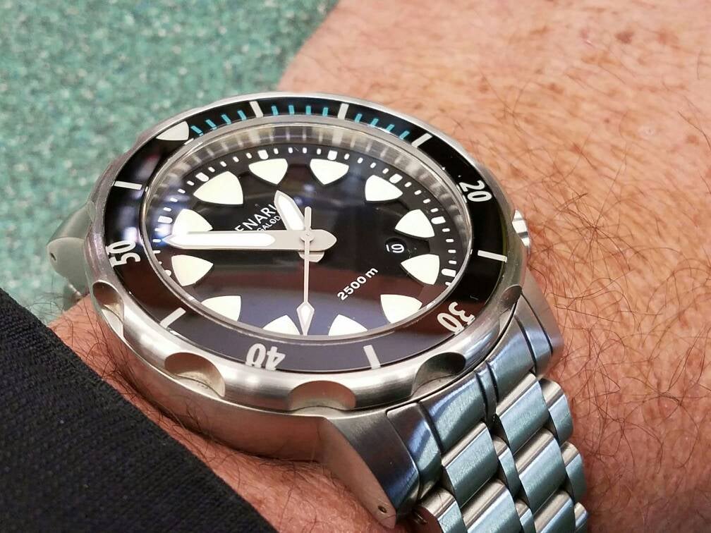 How BIG is 47mm? | WatchUSeek Watch Forums