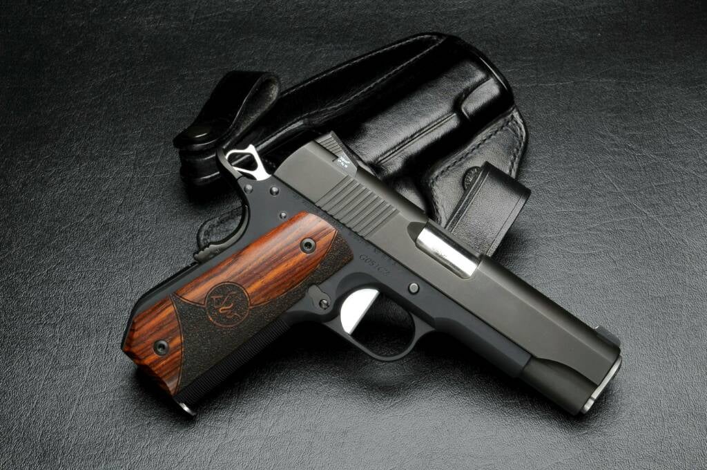 Help me beslissen | 1911 Firearm Addicts