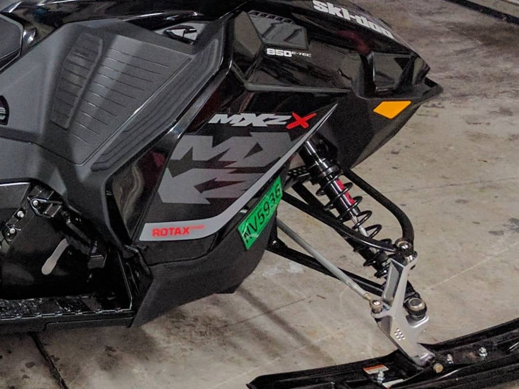 Registration Sticker placement on G4 chassis any pics? | Ski-Doo ...