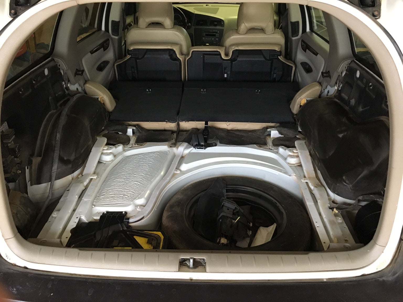 How To: Third Row Seat Install: 01-07 v70/xc70 | SwedeSpeed - Volvo ...