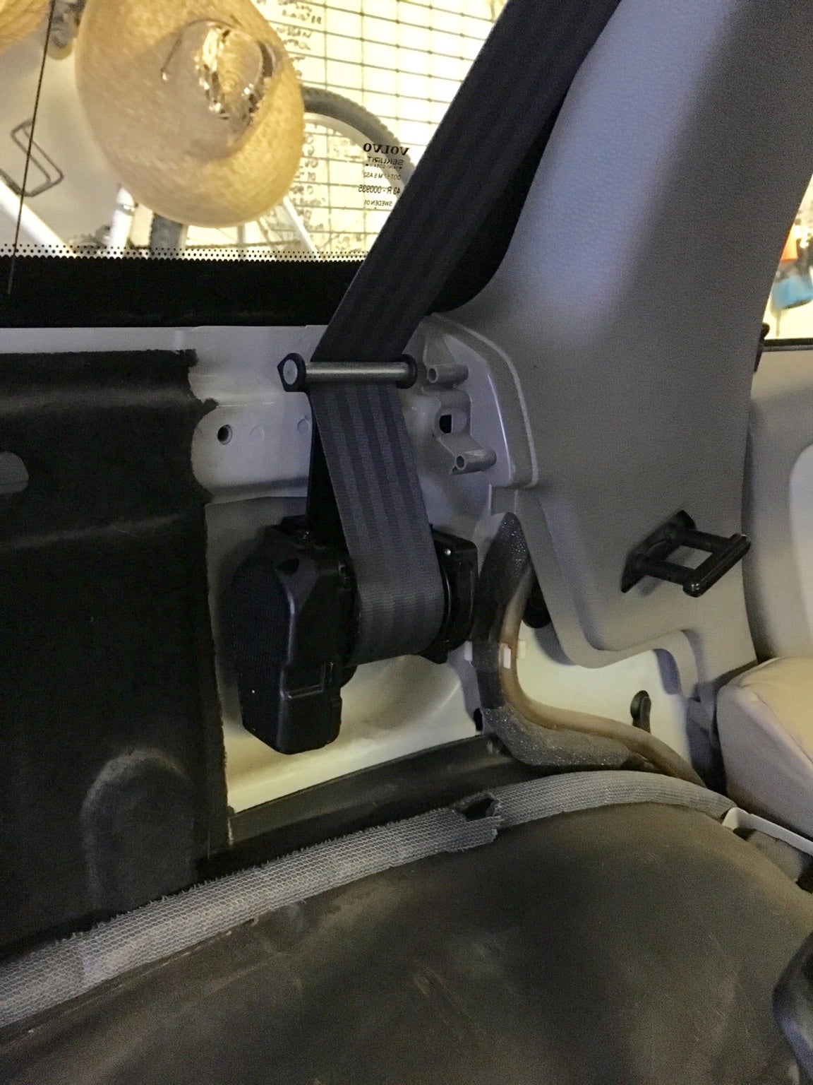 How To: Third Row Seat Install: 01-07 v70/xc70 | SwedeSpeed - Volvo ...