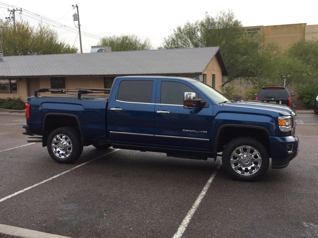 Rear drop shackles on a 2500 HD | Chevy Silverado and GMC Sierra Forum