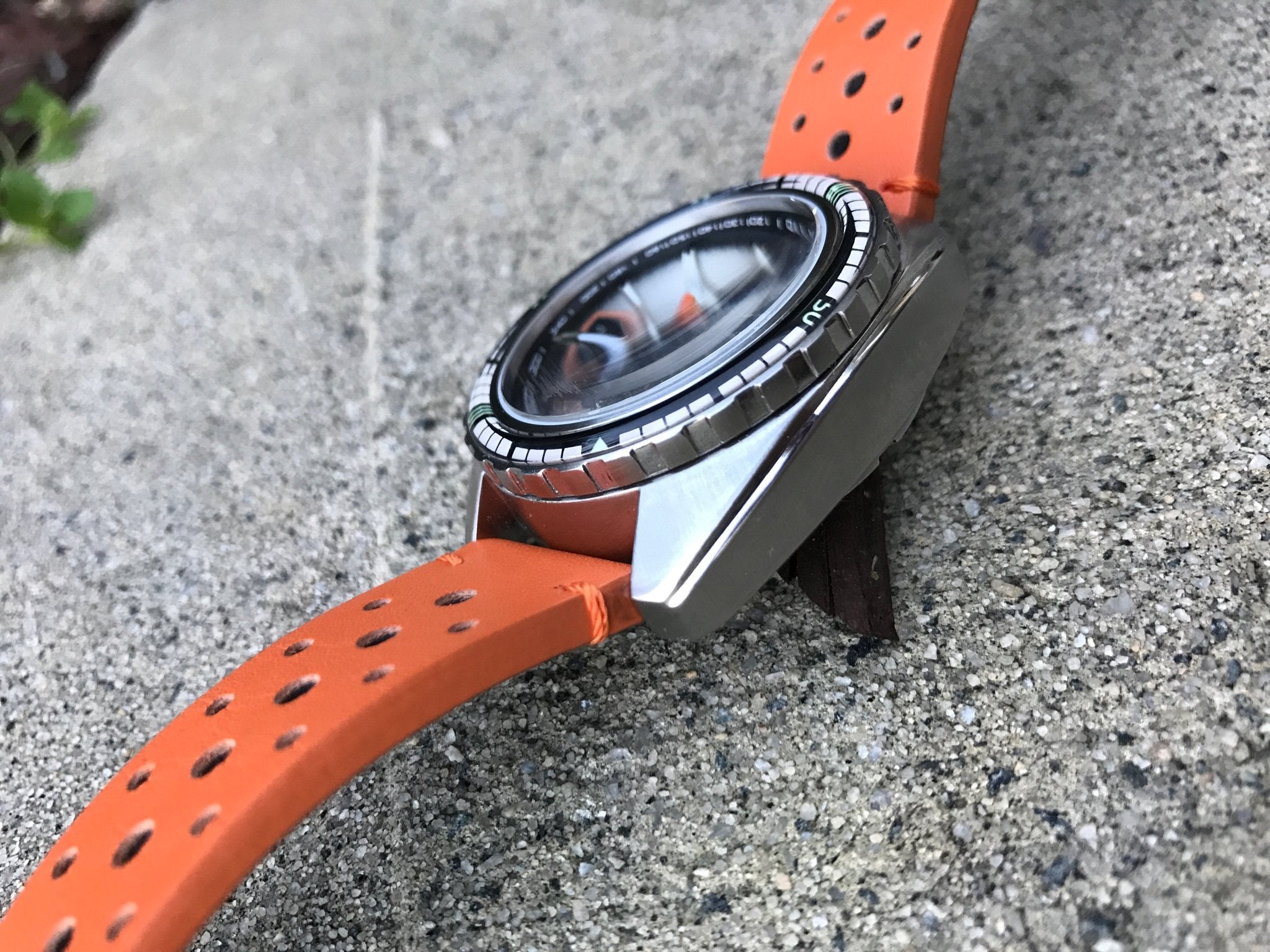 Beautiful STRATON SYNCRO Chronograph mini review **** | WatchUSeek ...