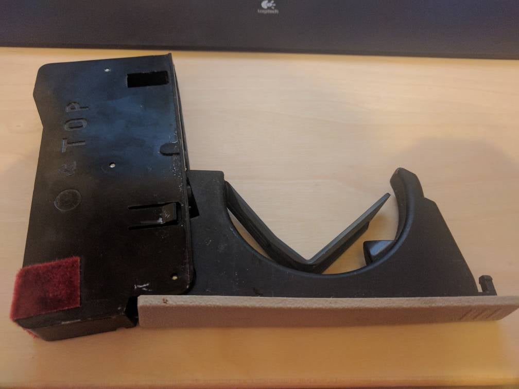Replacement solutions for cup holder | Pontiac Solstice Forum