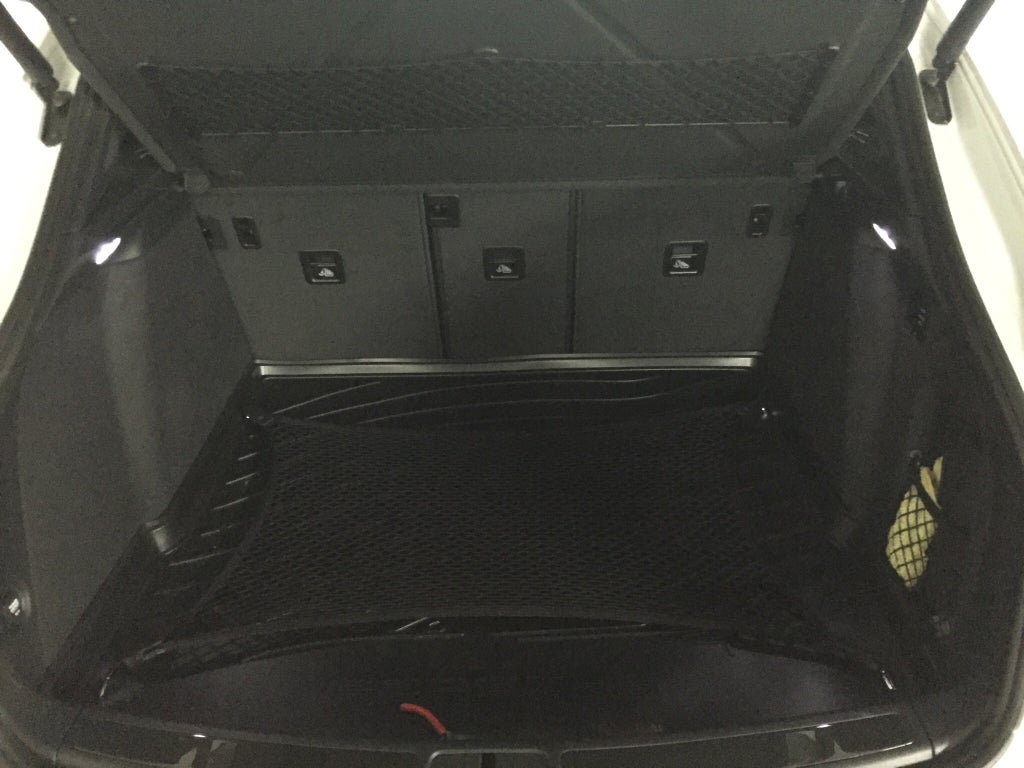 Trunk/hatch interior LEDs | Page 2 | Porsche Macan Forum