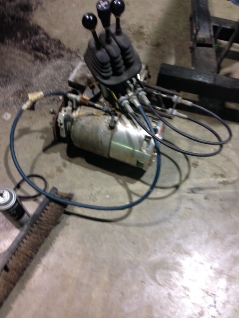 Atlas 4 speed | Pirate 4x4