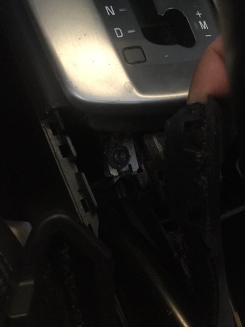 Hand brake light won't turn off... | SwedeSpeed - Volvo Performance Forum