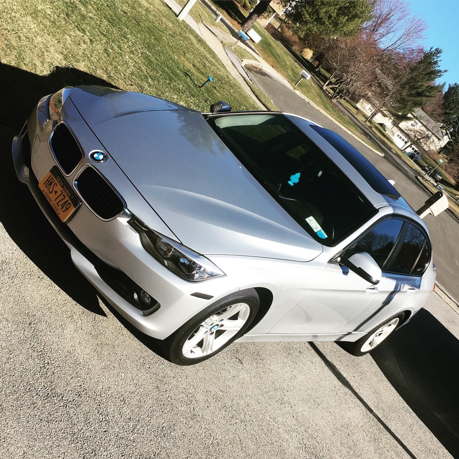 Bone stock f30 base 328xi with high kick spoiler, looking for some ...