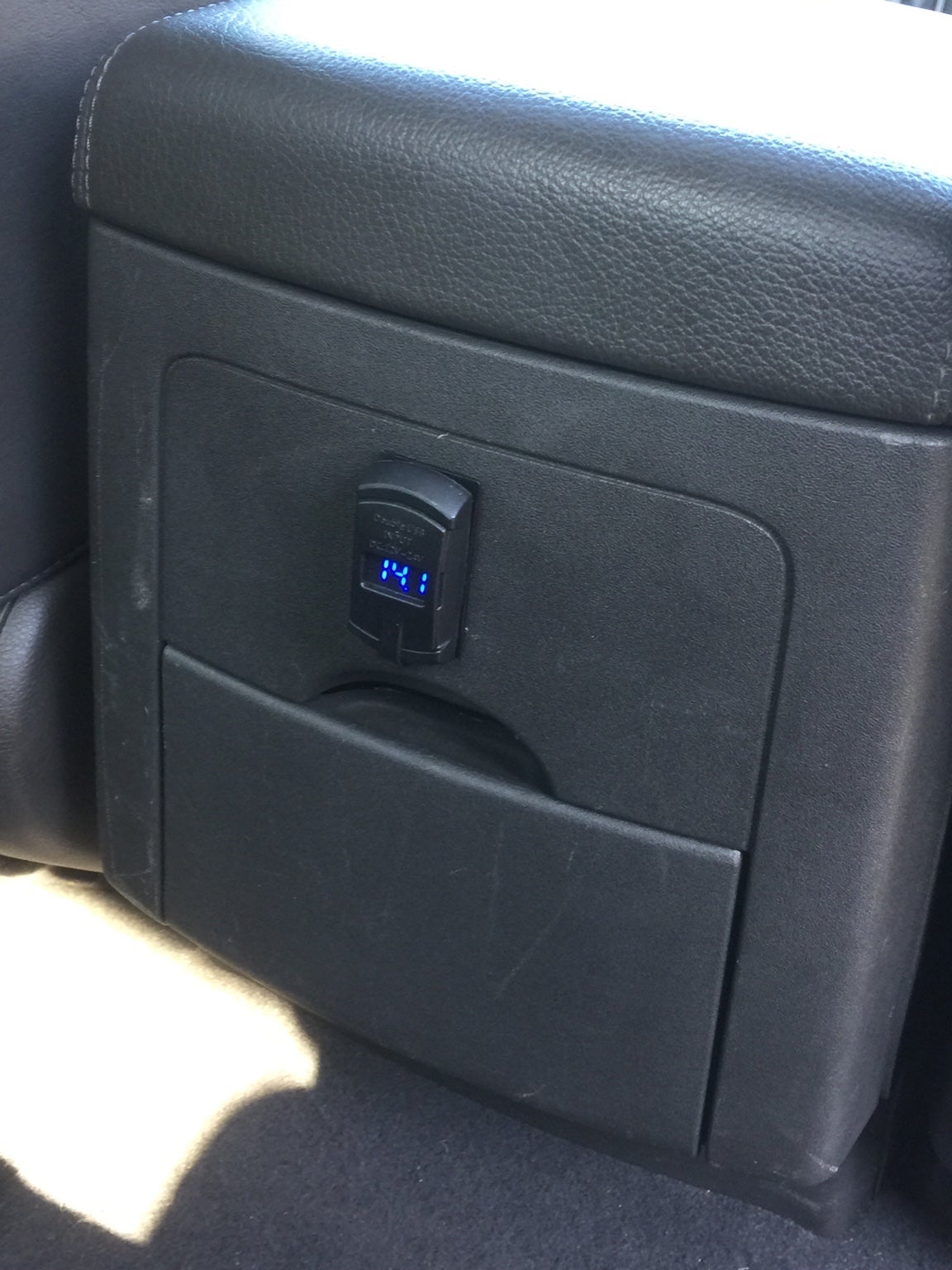USB sockets | Nissan-Navara.net
