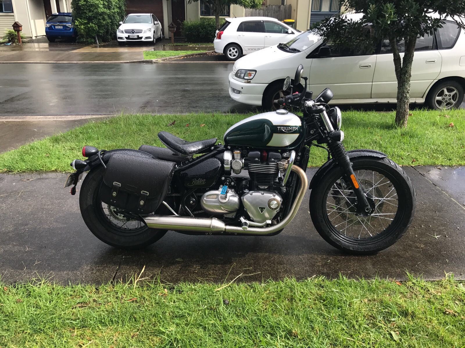 Competition Green Bobber Owners Picture Thread | Triumph Bobber Forum