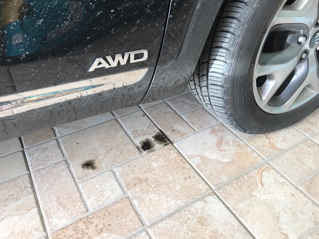 Wheel well oil leak | Kia Forum