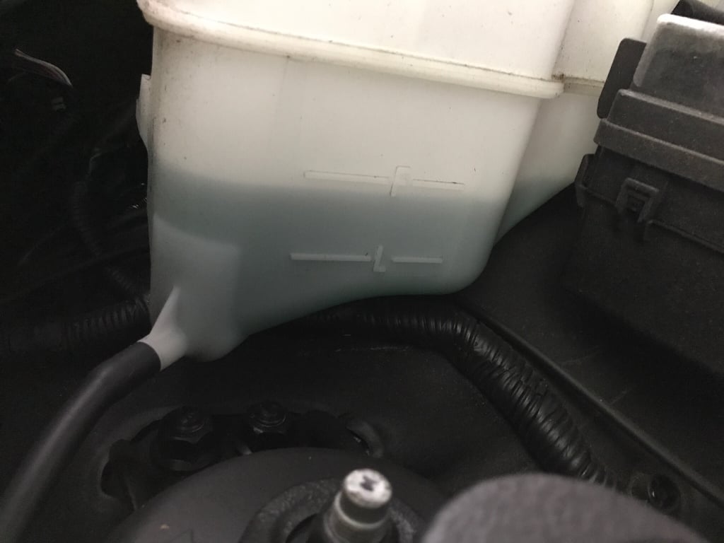 Wheel well oil leak | Kia Forum