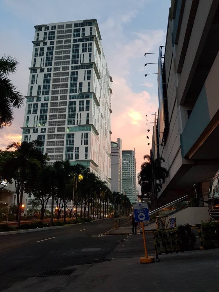 ARANETA CITY | CyberPark Towers [30Fx5|mix|u/c] | Page 6 ...