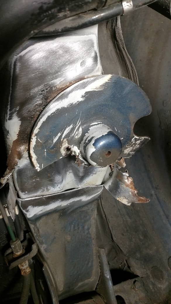 Rear Spring Mount Rust Repair? | SaabCentral Forums