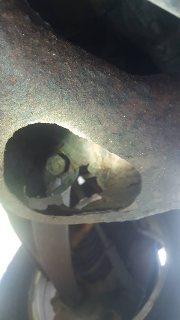 Lower control arm rust | Chevy Silverado and GMC Sierra Forum