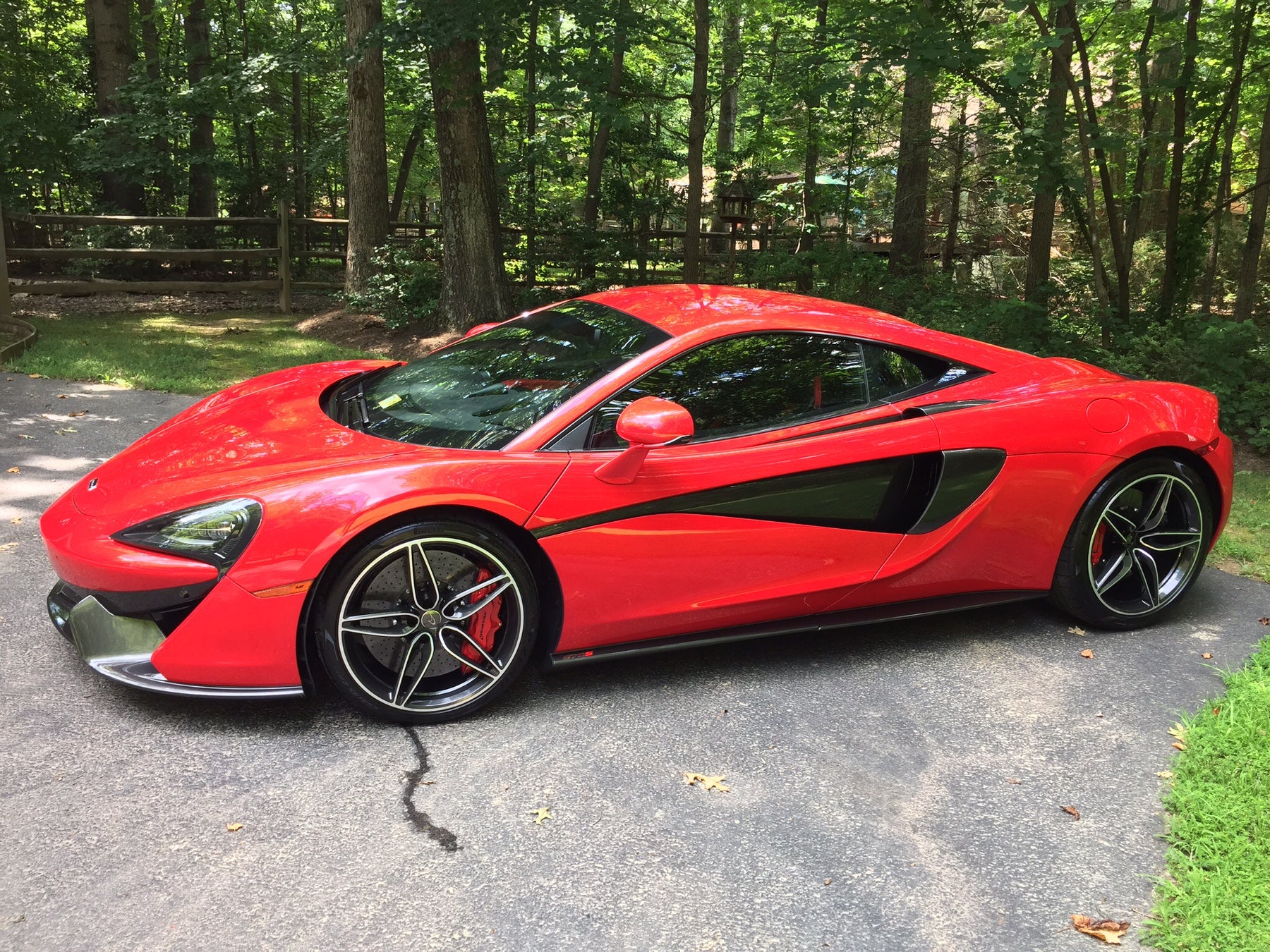 Vermillion Red Design Edition 1 - New Owner | McLaren Life
