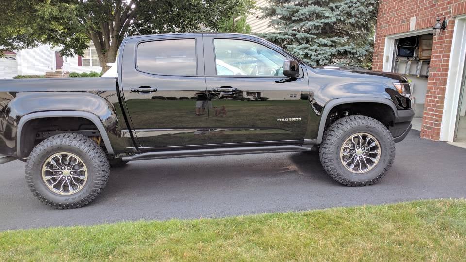 ZR2 - Largest Tires, No Lift - LT285/70R17 - 33.0" | Chevy Colorado ...