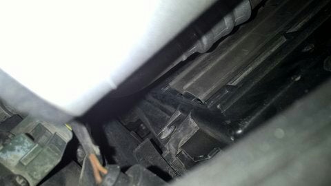 MKV R32 Radiator fan replacement DIY. | VW Vortex - Volkswagen Forum