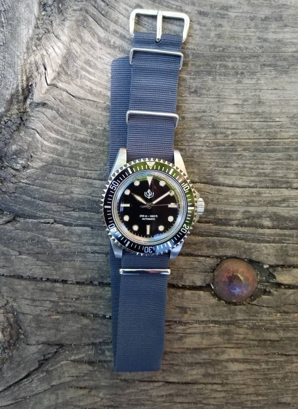 FS - Rolex 5517 Milsub Homage - Invicta 8926OB based mod | WatchUSeek ...