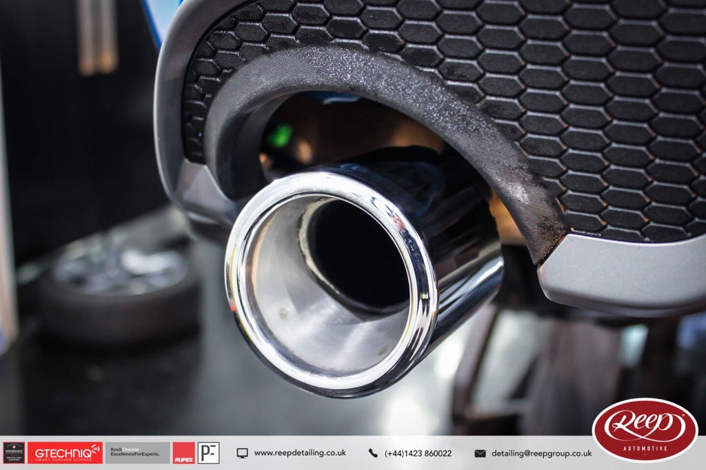 R-Design Exhaust Tips Black paint Peeled | Volvo V40 Forums