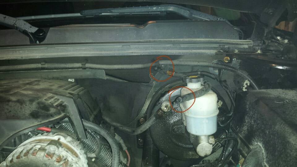 Gebroken aarddraad firewall | Chevy Silverado and GMC Sierra Forum