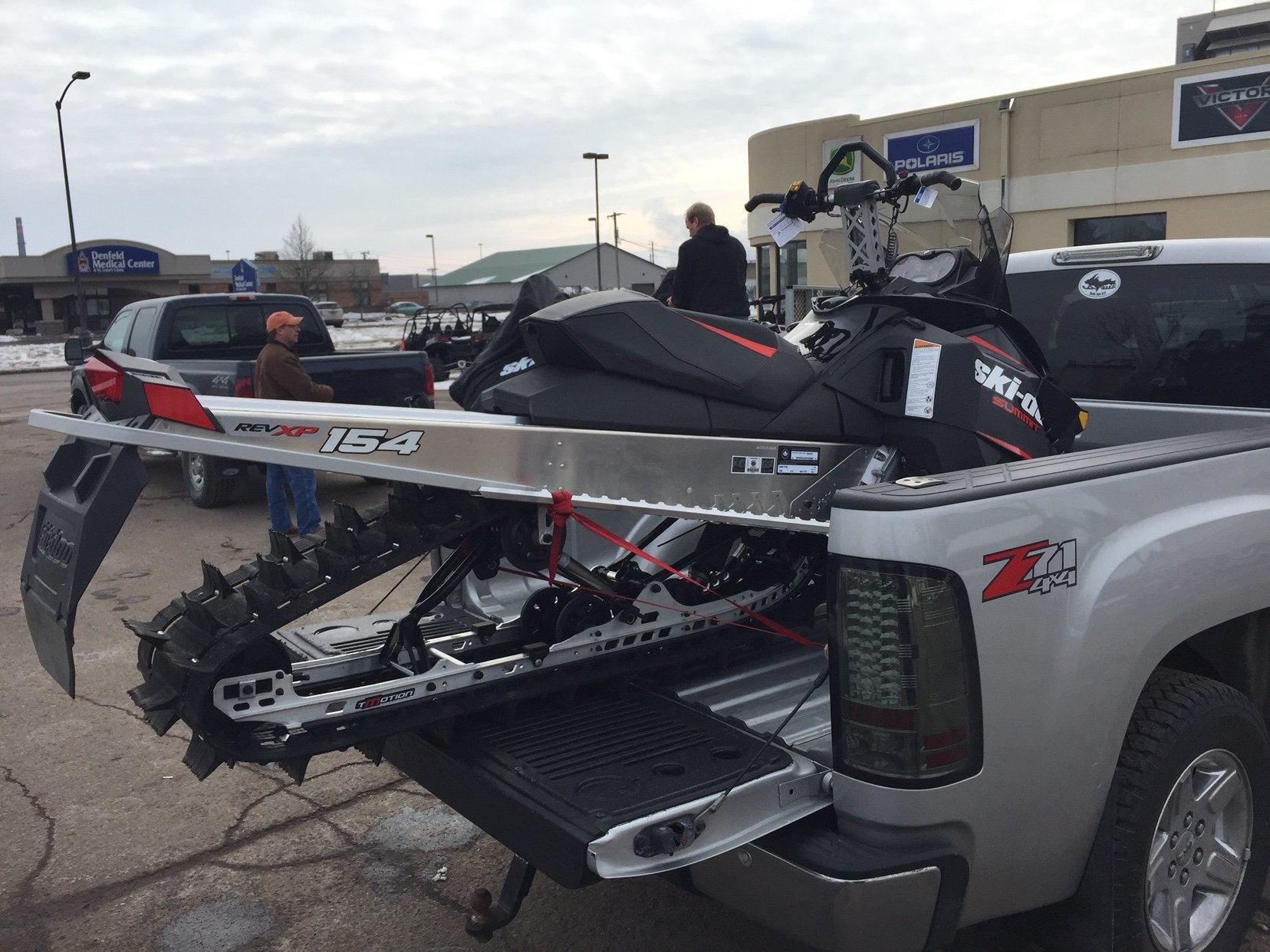 Long track sleds in short bed trucks. | Ski-Doo Snowmobiles Forum