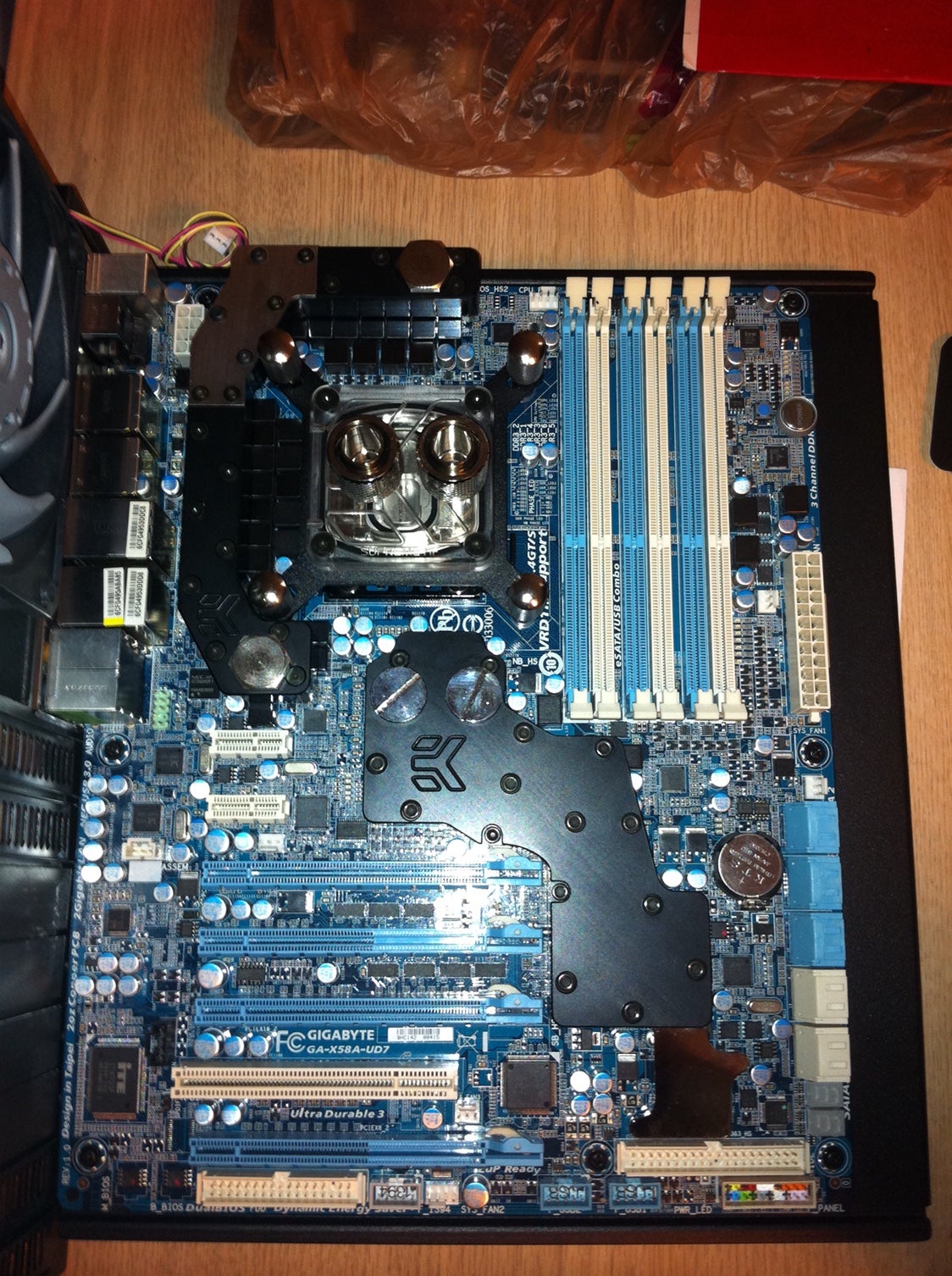 [Build Log] Old Gold (X58-based PC) | Overclock.net