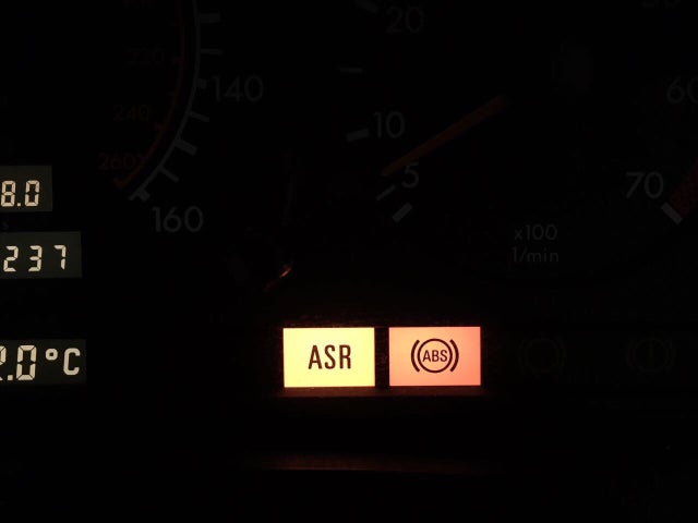 ASR ABS lights On | Mercedes-Benz Forum